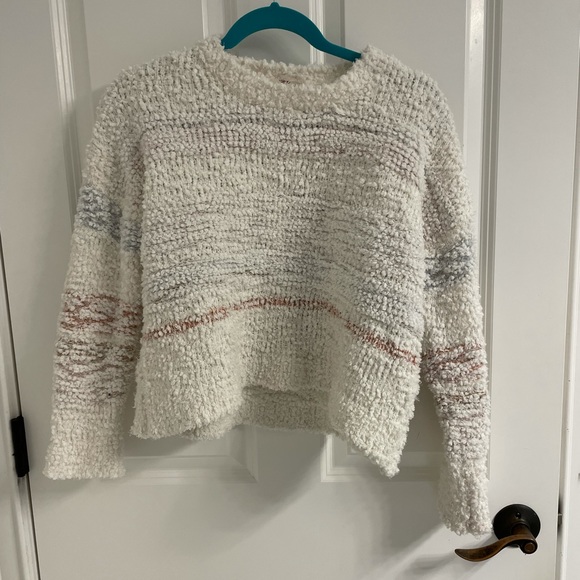 Sweaters | White Fuzzy Sweater | Poshmark
